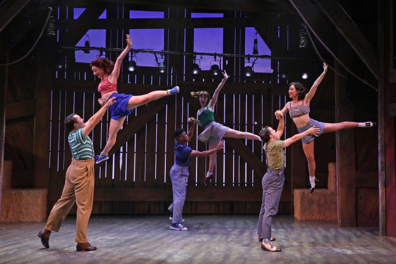 Review: World Premiere of SUMMER STOCK Opens To A Standing Ovation